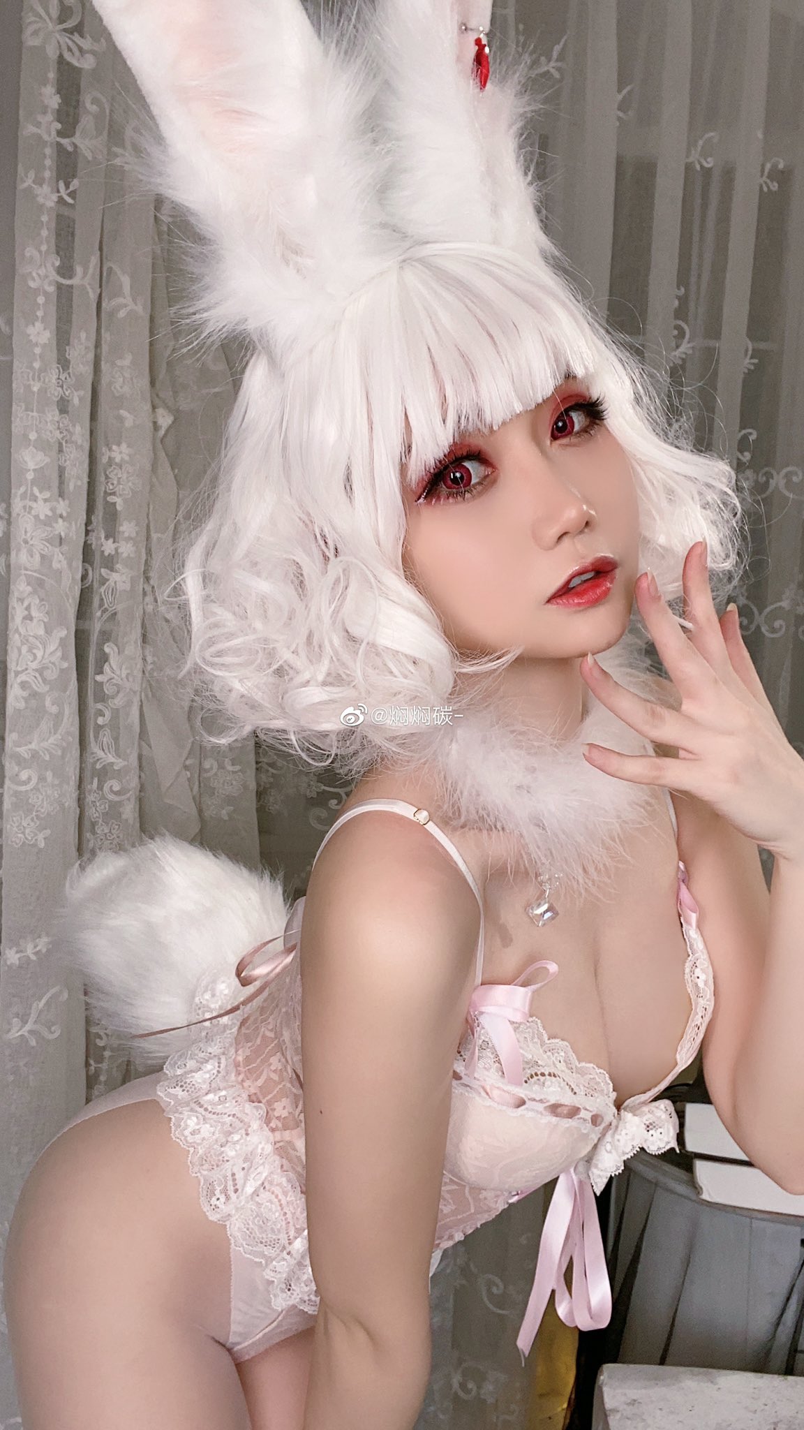 汤圆 on Twitter: "红裙裙好不好看 https://t.co/lV3s5xvobH" / Twitter