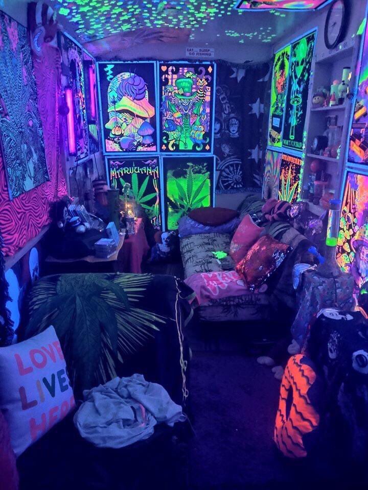 Trippy Room Decor Ideas
