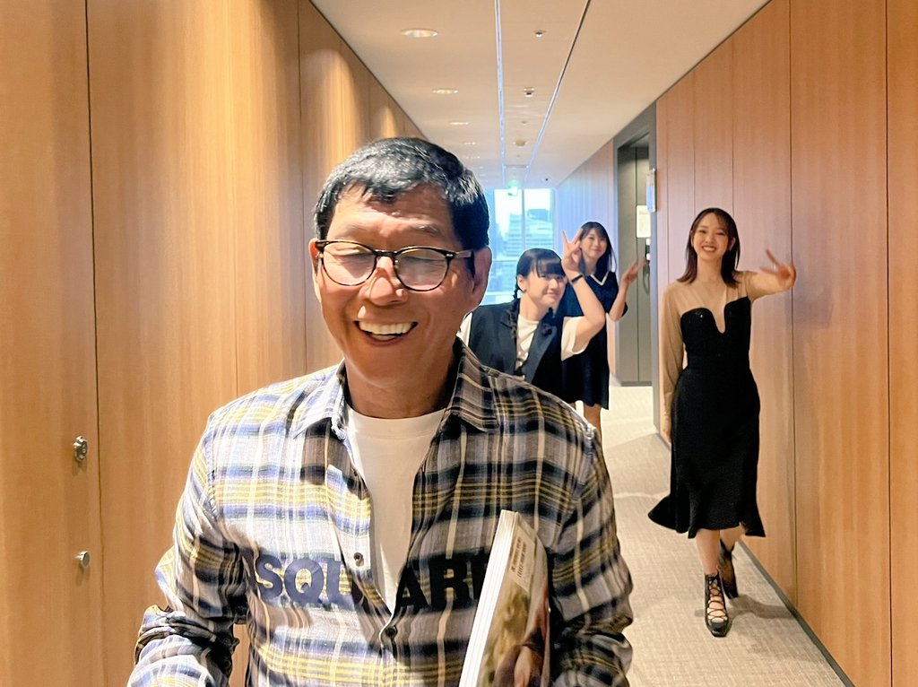 もとにいさん。 On Twitter Rt Yandostaff 【番組告知】梅雨どきのさんまは? 野球愛は本物の牧野が9冊目写真集をひっさげ登場!何にでも一生懸命な姿にさんまも