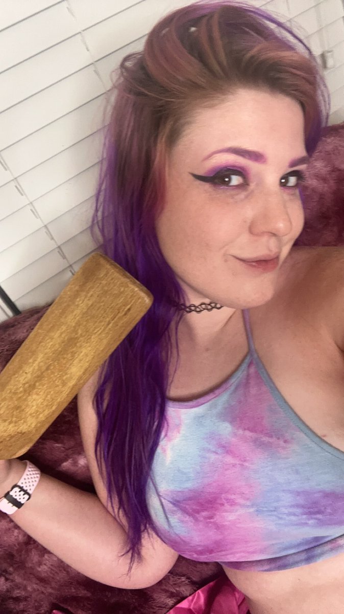 🍄 𝔓𝔞𝔤𝔞𝔫 𝔊𝔦𝔯𝔩𝔰 𝔓𝔯𝔬𝔡𝔲𝔠𝔱𝔦𝔬𝔫 🍄 on Twitter: "RT @Ashl3yPho3nixxx: It’s your turn with the paddle! Can ...