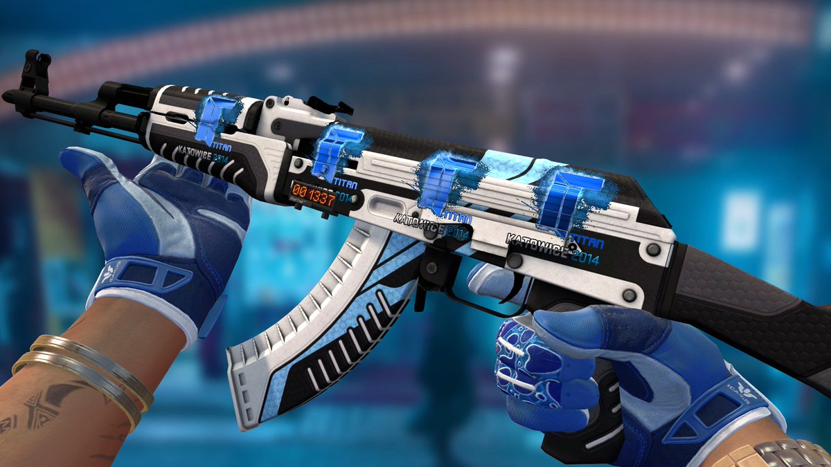 Maroko on Twitter: "This will be Controversial! There are 68 AK-47s with 4x Titan Holos applied ...