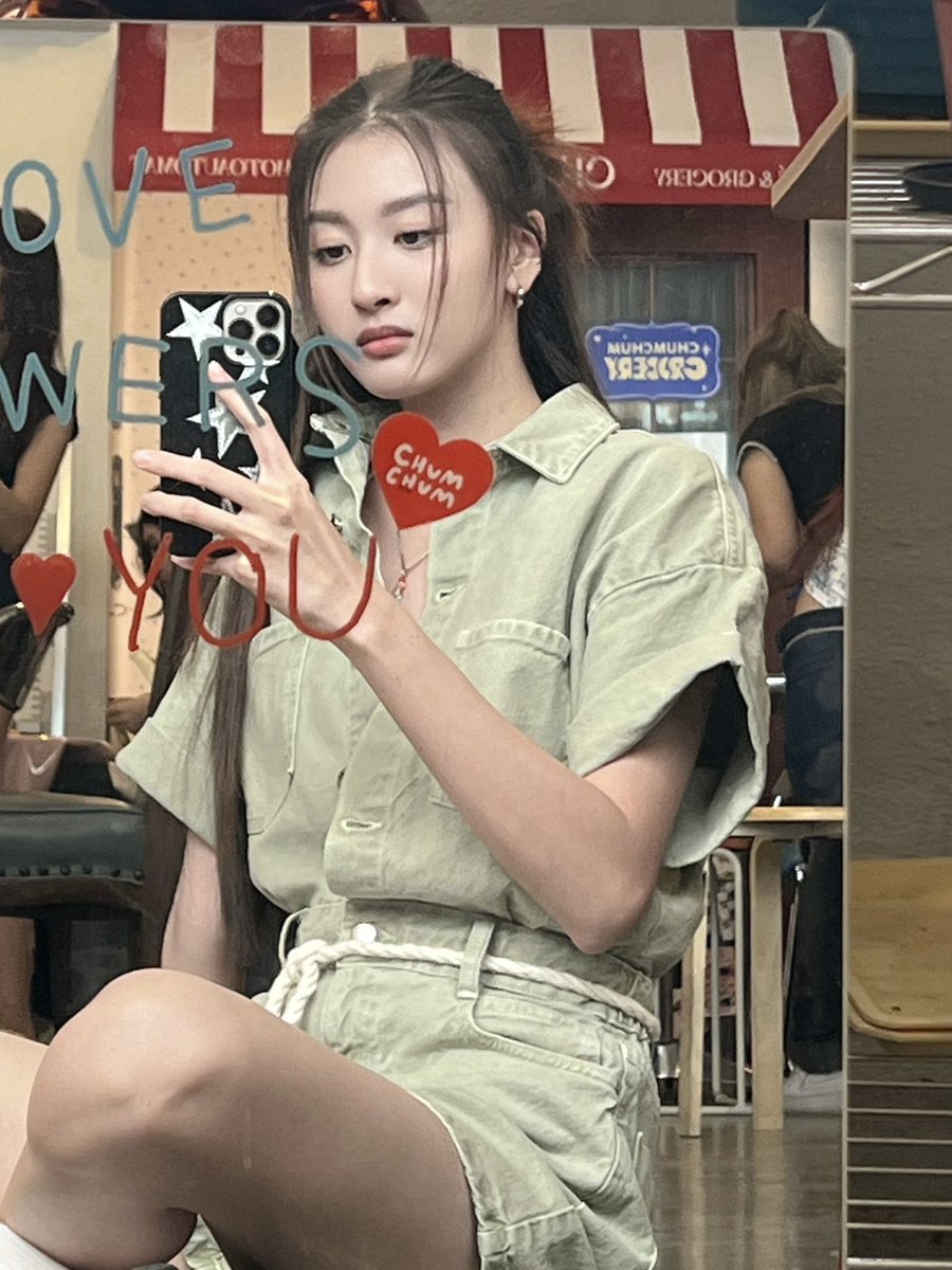 𝗰𝗹𝗶𝗰𝗸 𝘀𝗰𝗲𝗻𝗲 on Twitter: "RT @view_benyapa: luv u"