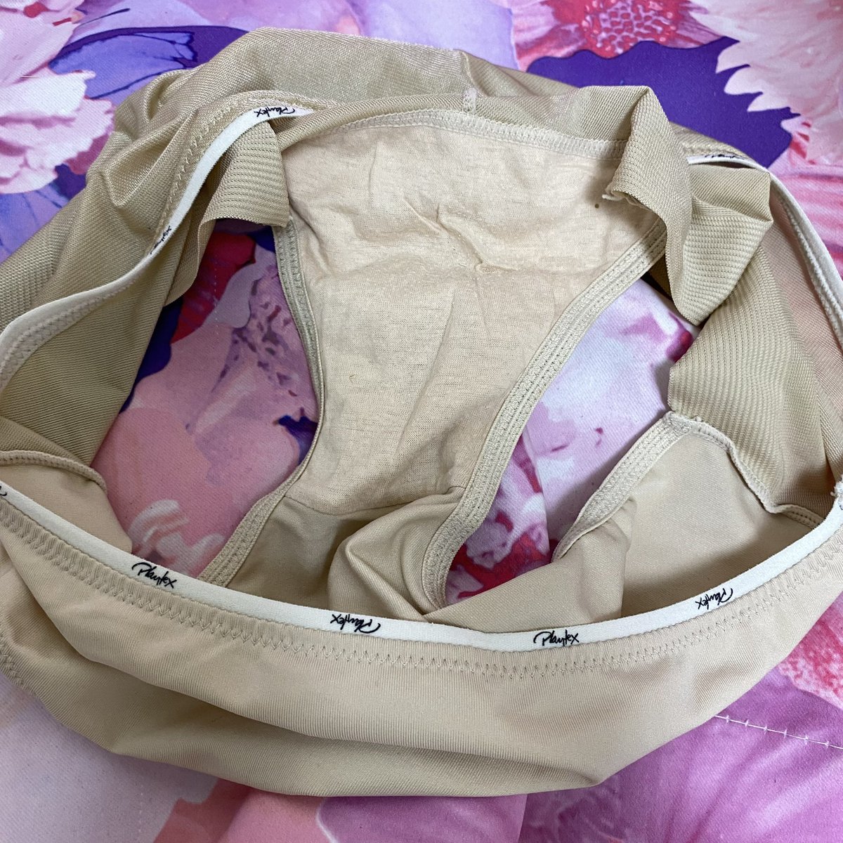 さやか on Twitter: "377 *高級*補正用 ポリエステル生地 https://page.auctions.yahoo.co.jp/jp/auction/o1095042071…"