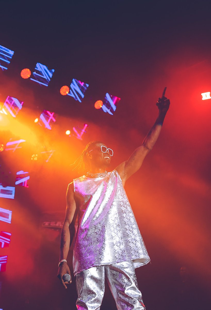 MK Musa on Twitter: "#LoveFestConcert @pallasomusic"