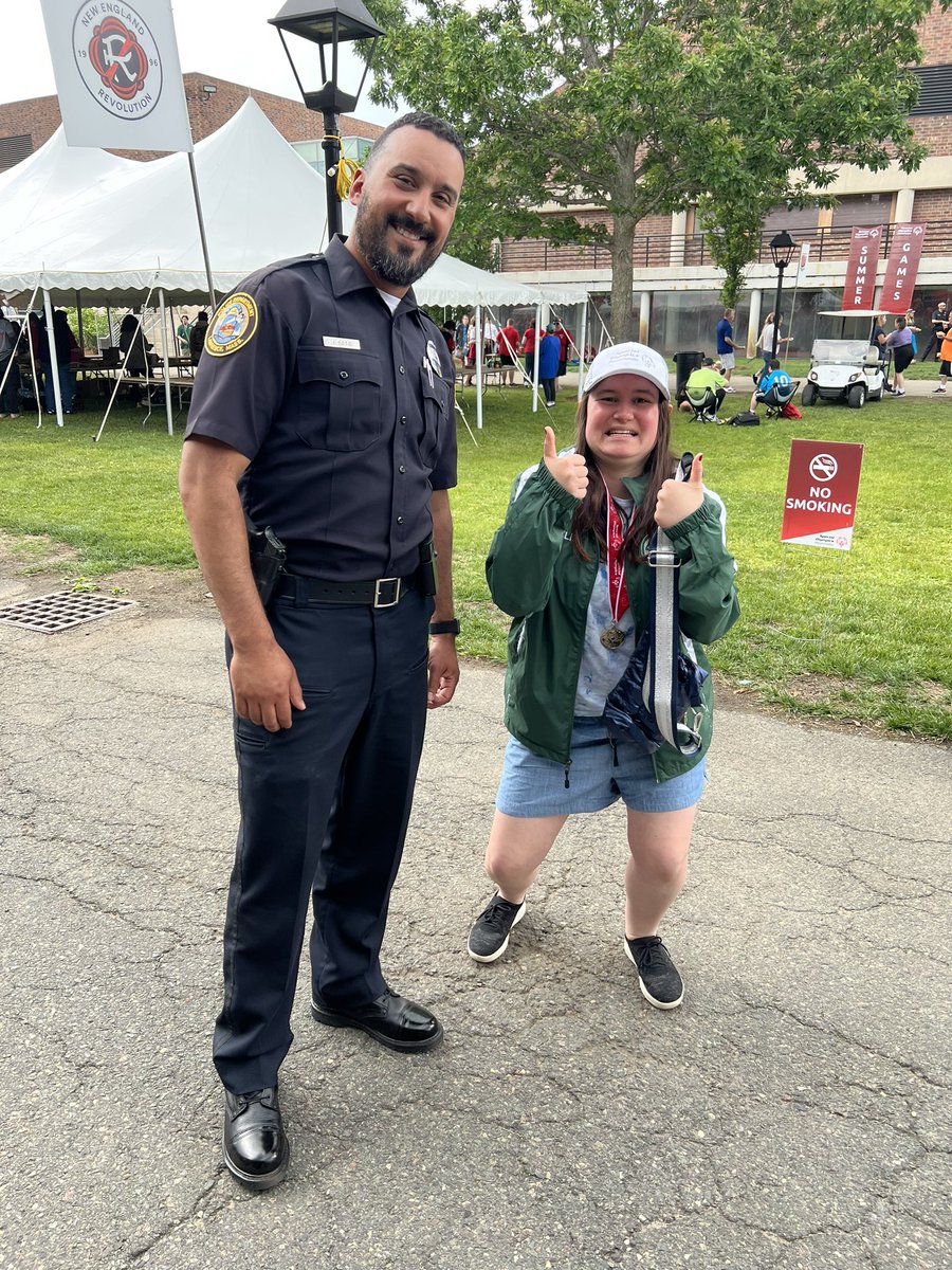 Lawrence, Massachusetts Police on Twitter: "Lawrence Police Lt. Sandy, Officer Eddey 👮Officer ...