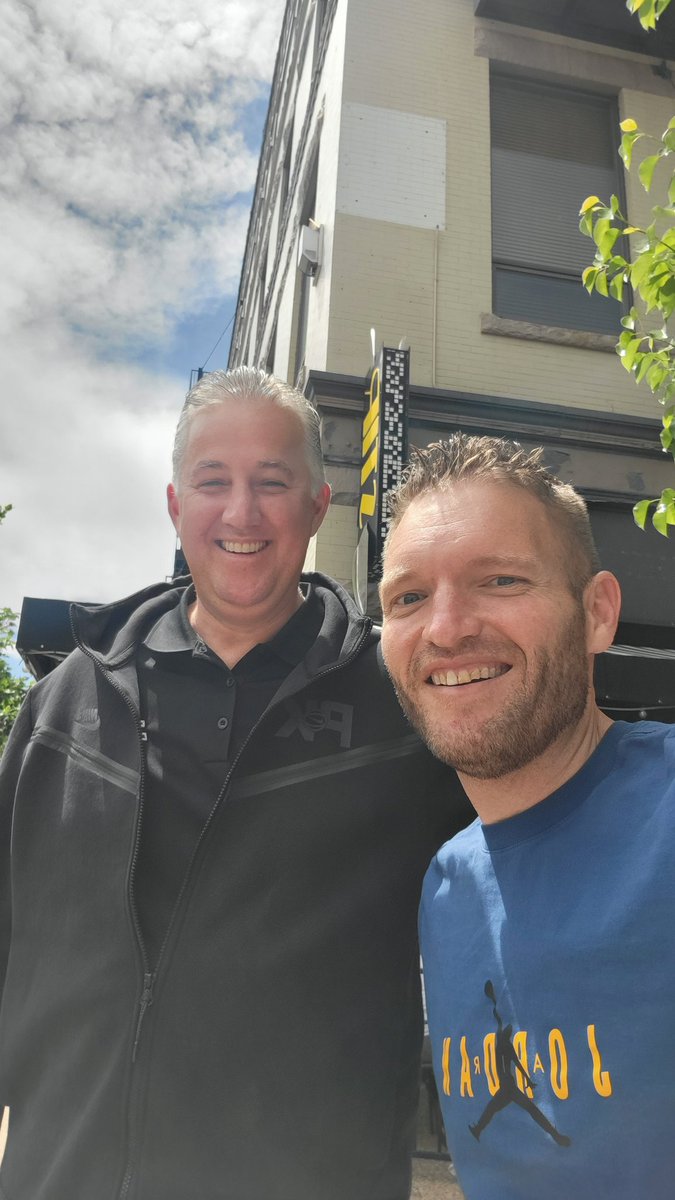 Reminem On Twitter Look Who I Saw In Colorado Springs Today Cool reminem-on-twitter-look-who-i-saw-in-colorado-springs-today-cool