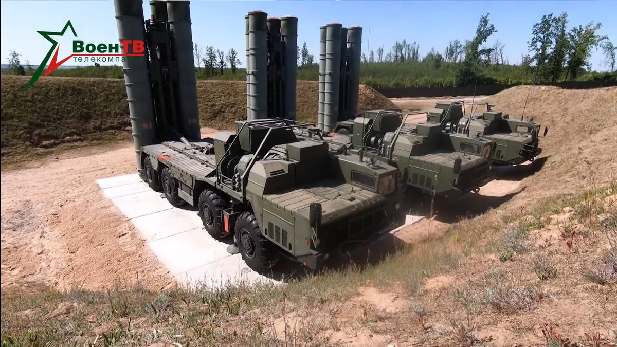 Guy Plopsky on Twitter: "VoenTV released additional footage of the S-400 equipment that Belarus ...
