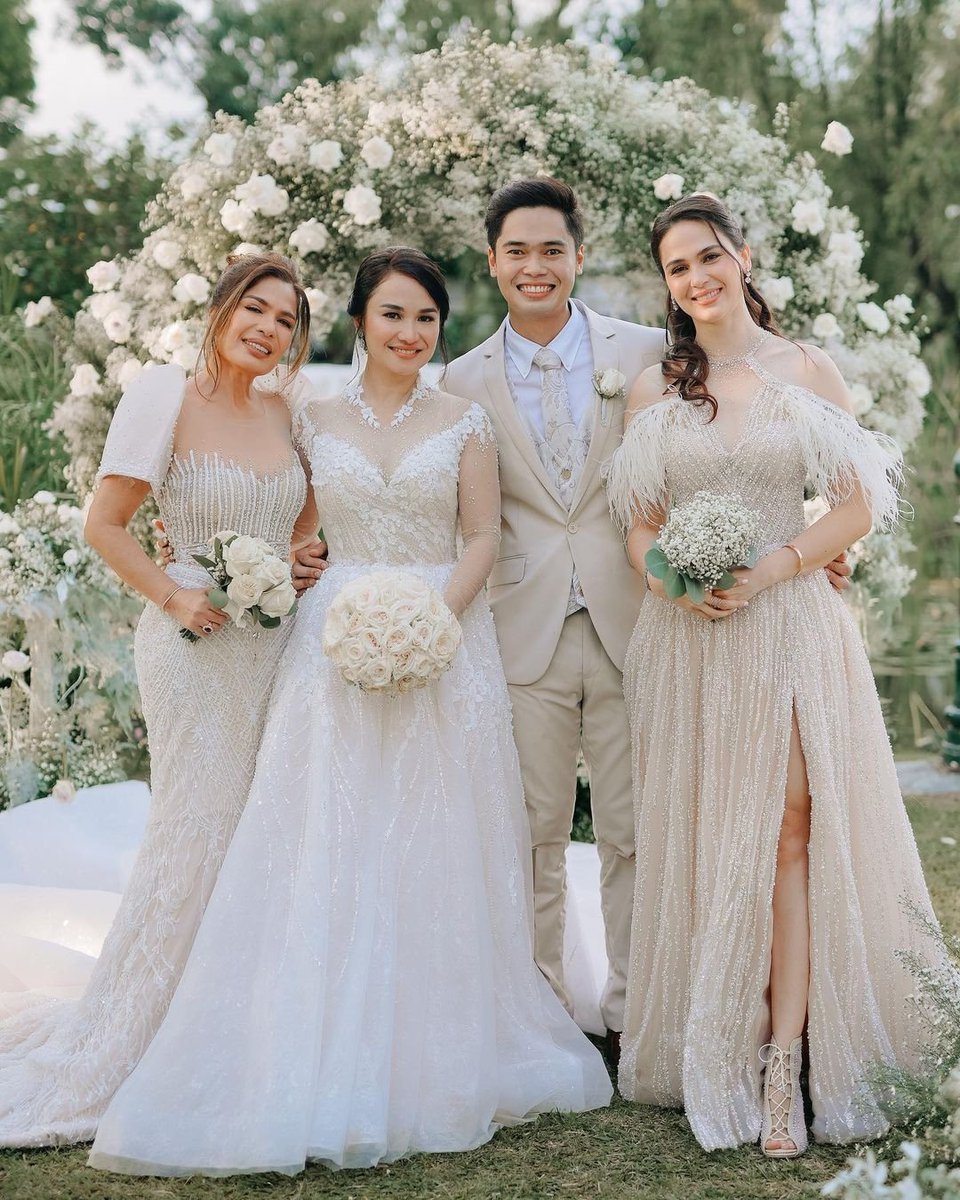 PhilSTAR L!fe on Twitter: "Kathleen Hermosa shared some photos of her intimate garden wedding in ...