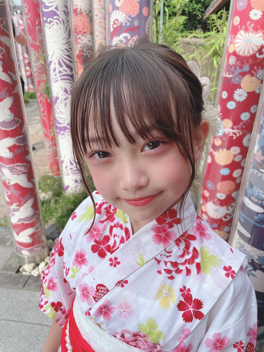杏璃琉 On Twitter みんなお疲れ様ルン💕 今日のツイッターの写真は昨日の京都で浴衣レンタルしたときの写真だよぉ ️ どぉ、? 似合う!? また教えてね🤗 おやするん🎶