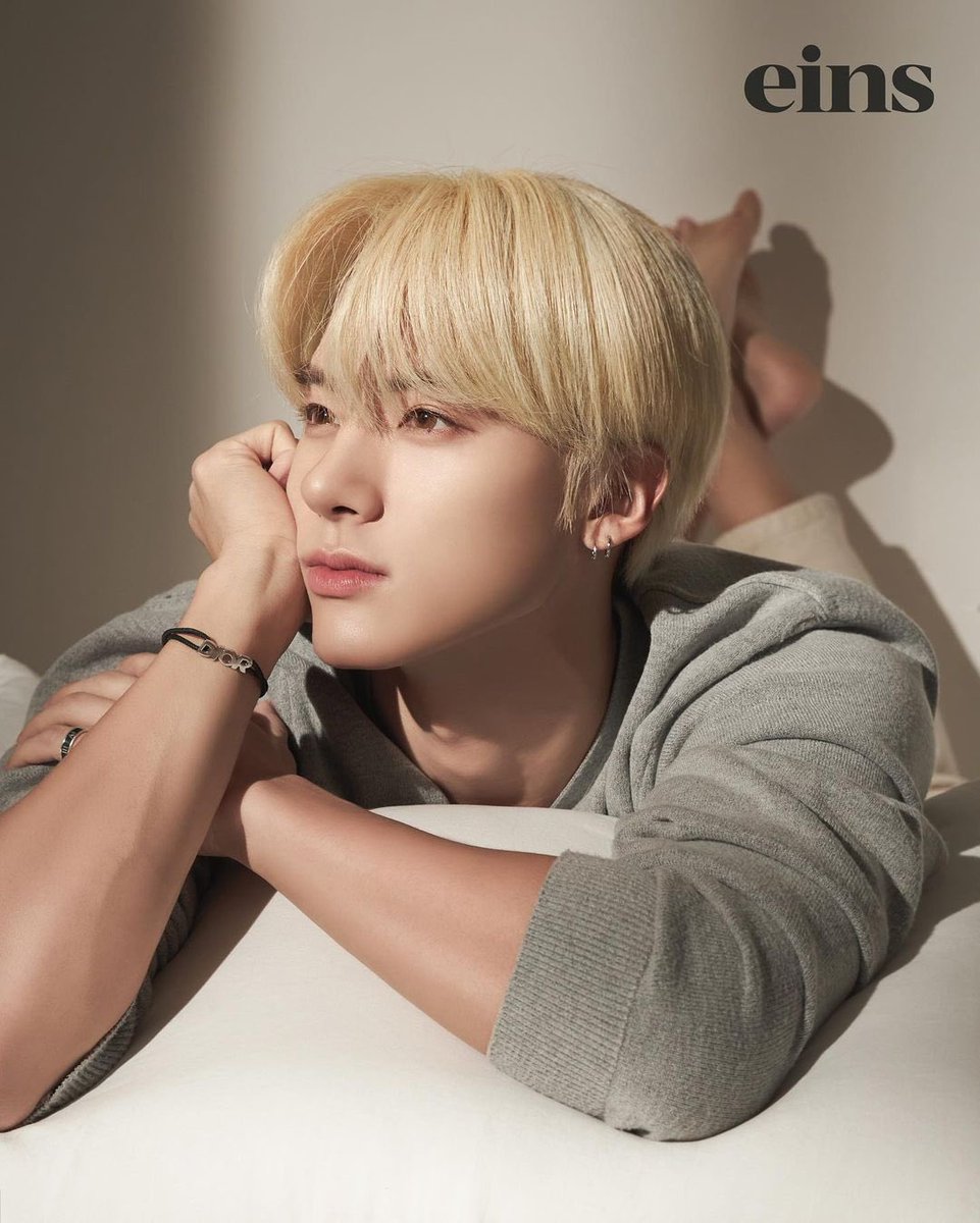 🖇📁 on Twitter: "[📸] More photos of Eric from Eins Studio