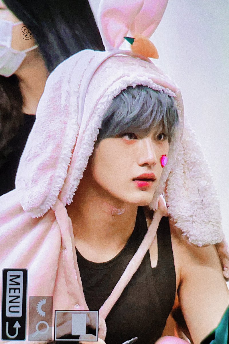 𝐛𝐞𝐫𝐫𝐲 on Twitter: "230611 #현석 #CIX #씨아이엑스"