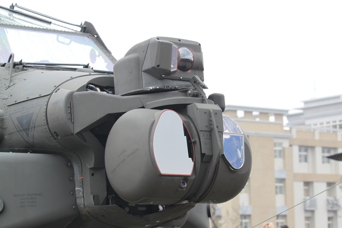 rocketengine on Twitter: "AH-64E https://flickr.com/photos/wayne_photo/albums/72157687646741341 ...