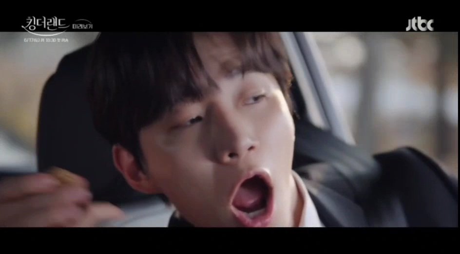 yokko★№5요코땅🌻 on Twitter: "いろいろ面白くて可愛すぎた😂😍 #킹더랜드_미리보기 #킹더랜드 #KingTheLand #JTBC #2PM #이준호 #준호 ...