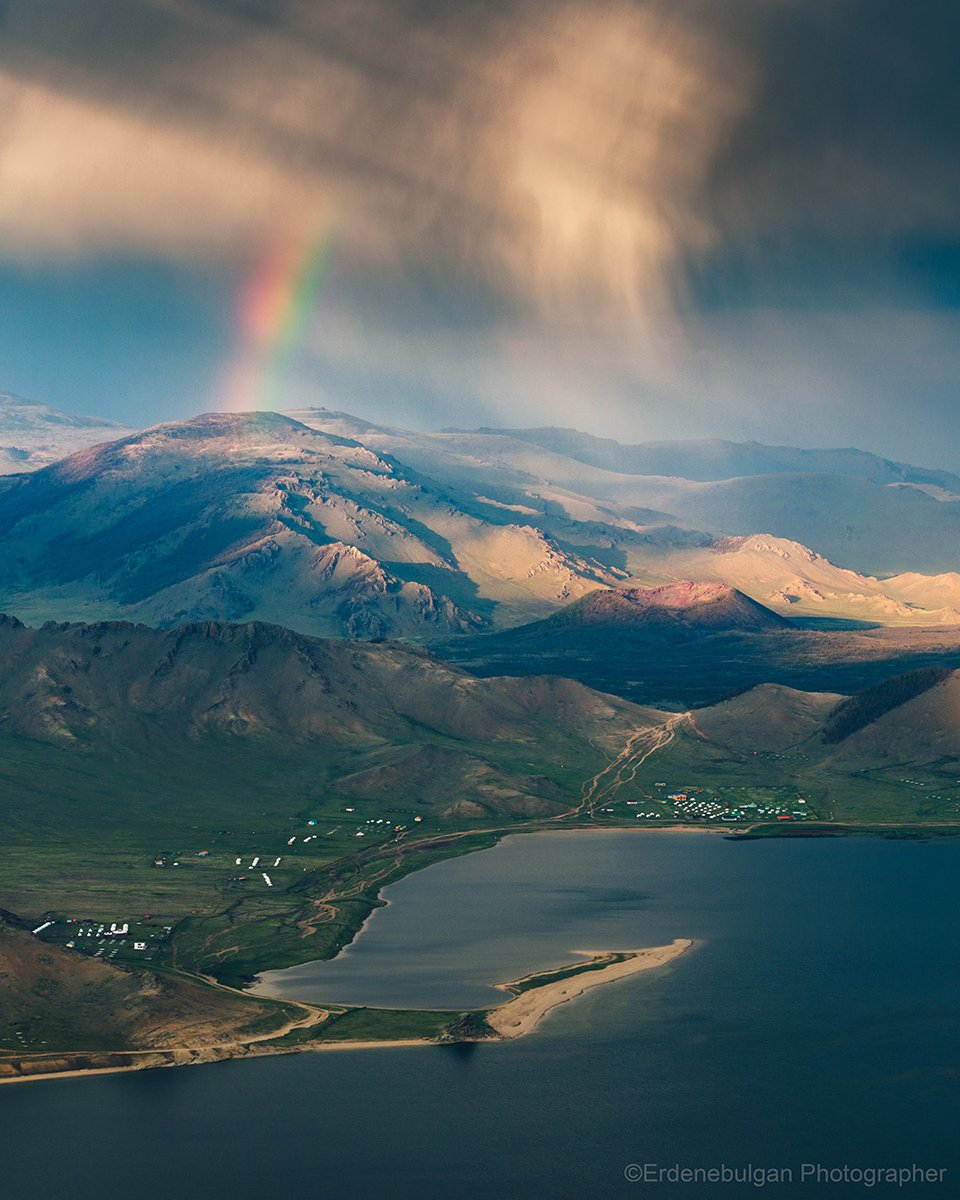 Erdenebulgan Photographer On Twitter Хоргын тогоо болон Тэрхийн цагаан нуурын үзэсгэлэнт төрх