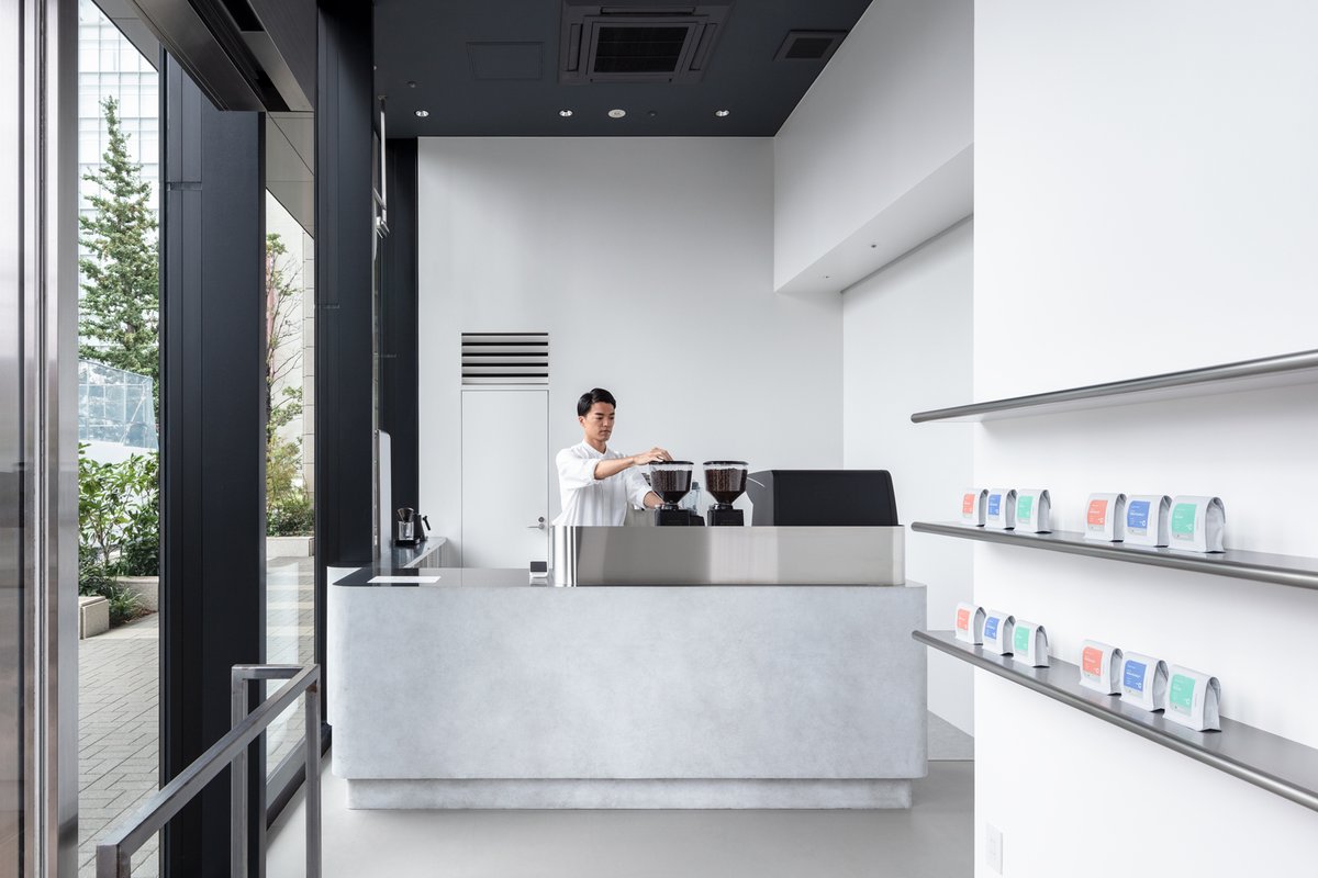 tecture on Twitter: "イドが東京都に設計した店舗〈CHOOZE COFFEE 日本橋店〉。 https://mag.tecture.jp/project/20230612 ...