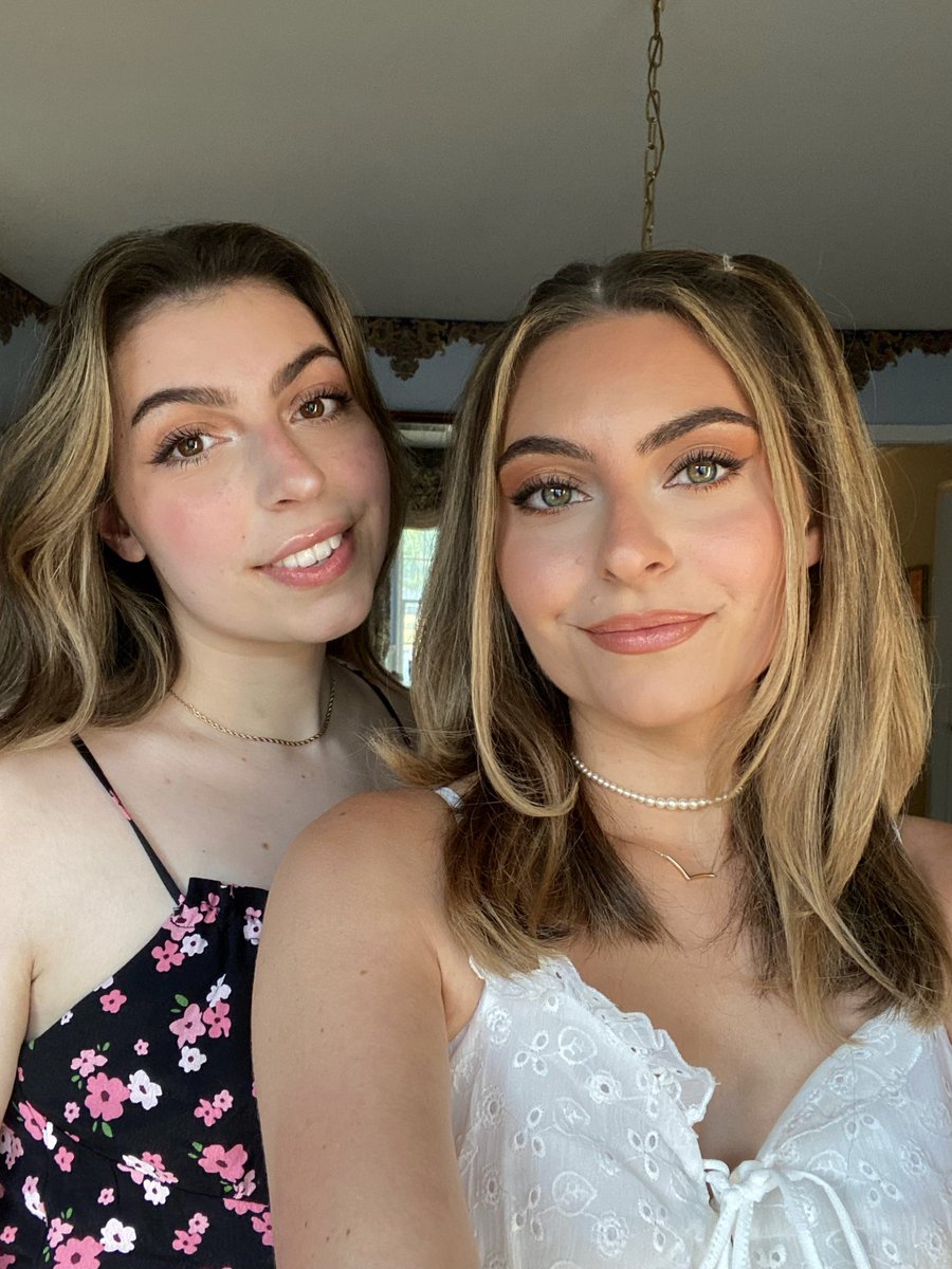 Sunnie 🌻 On Twitter Sister By Friends Not By Choice