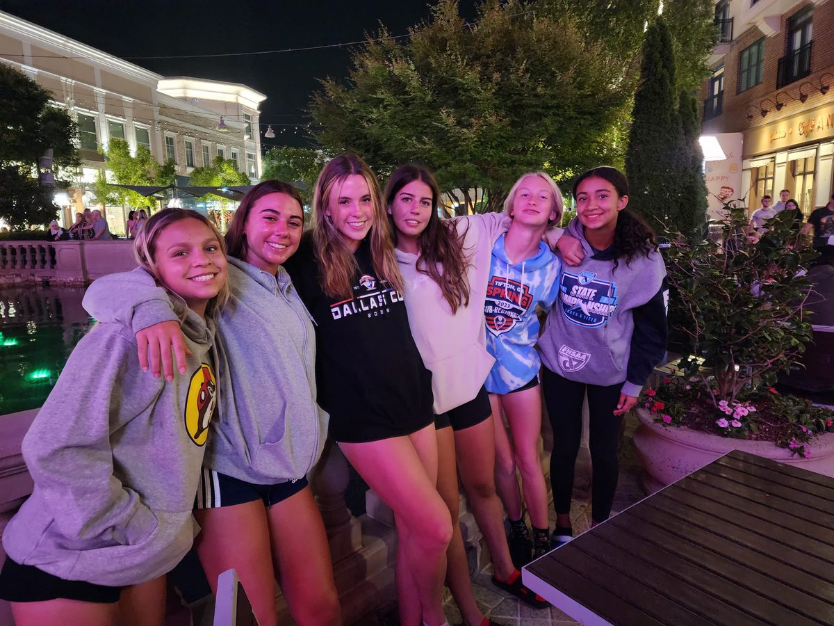 Bianca Raskin on Twitter: "Sturdy and to the bottom corner. My free kick vs UFA 07. Bye for now ...