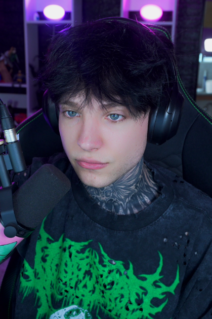 MAFFI. lvs tete on Twitter: "RT @xCryboy: entra https://twitch.tv/xcry"