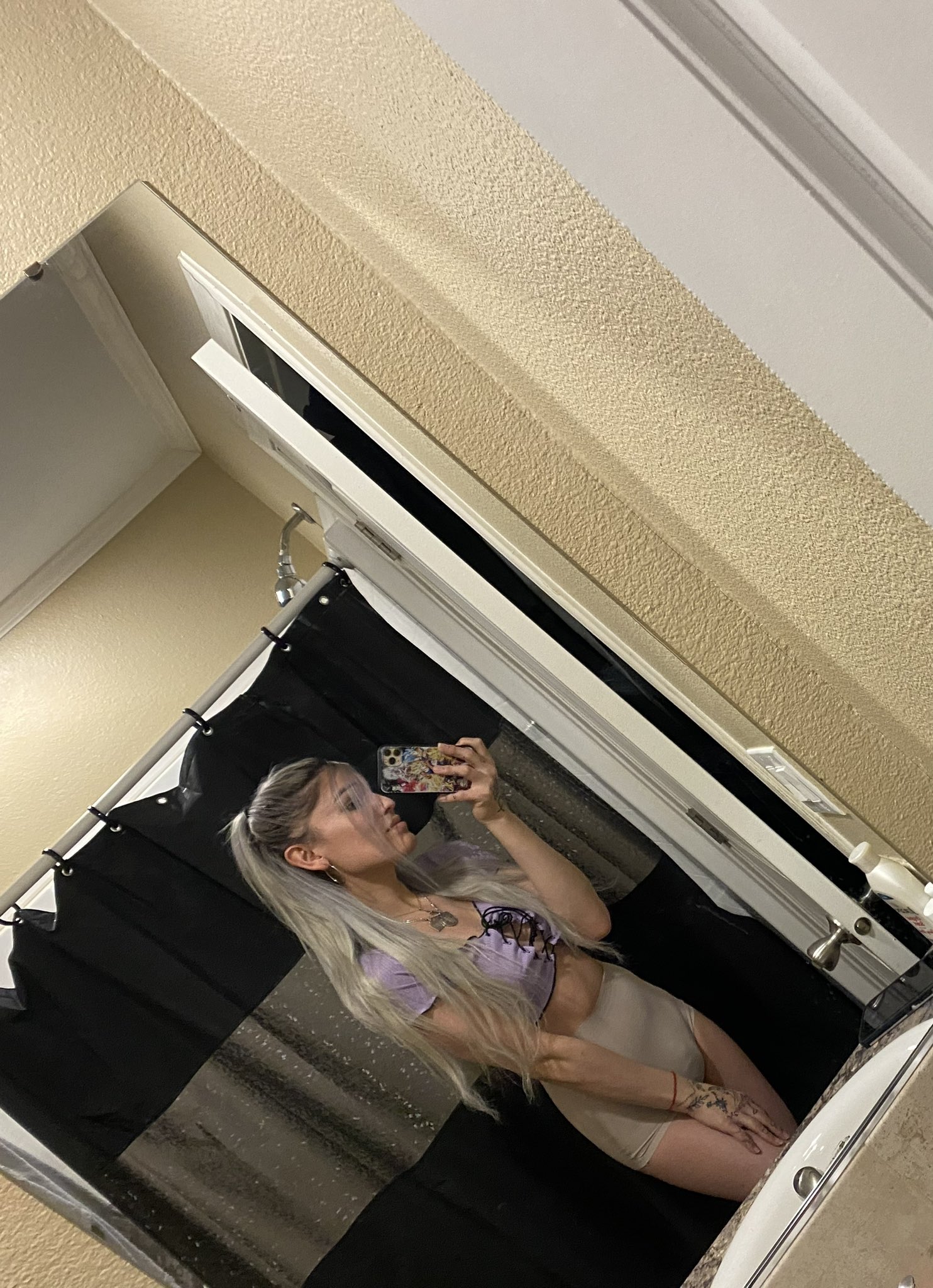 Tiffany Botello on Twitter: "🤍 https://t.co/71R0eEYcvv" / Twitter