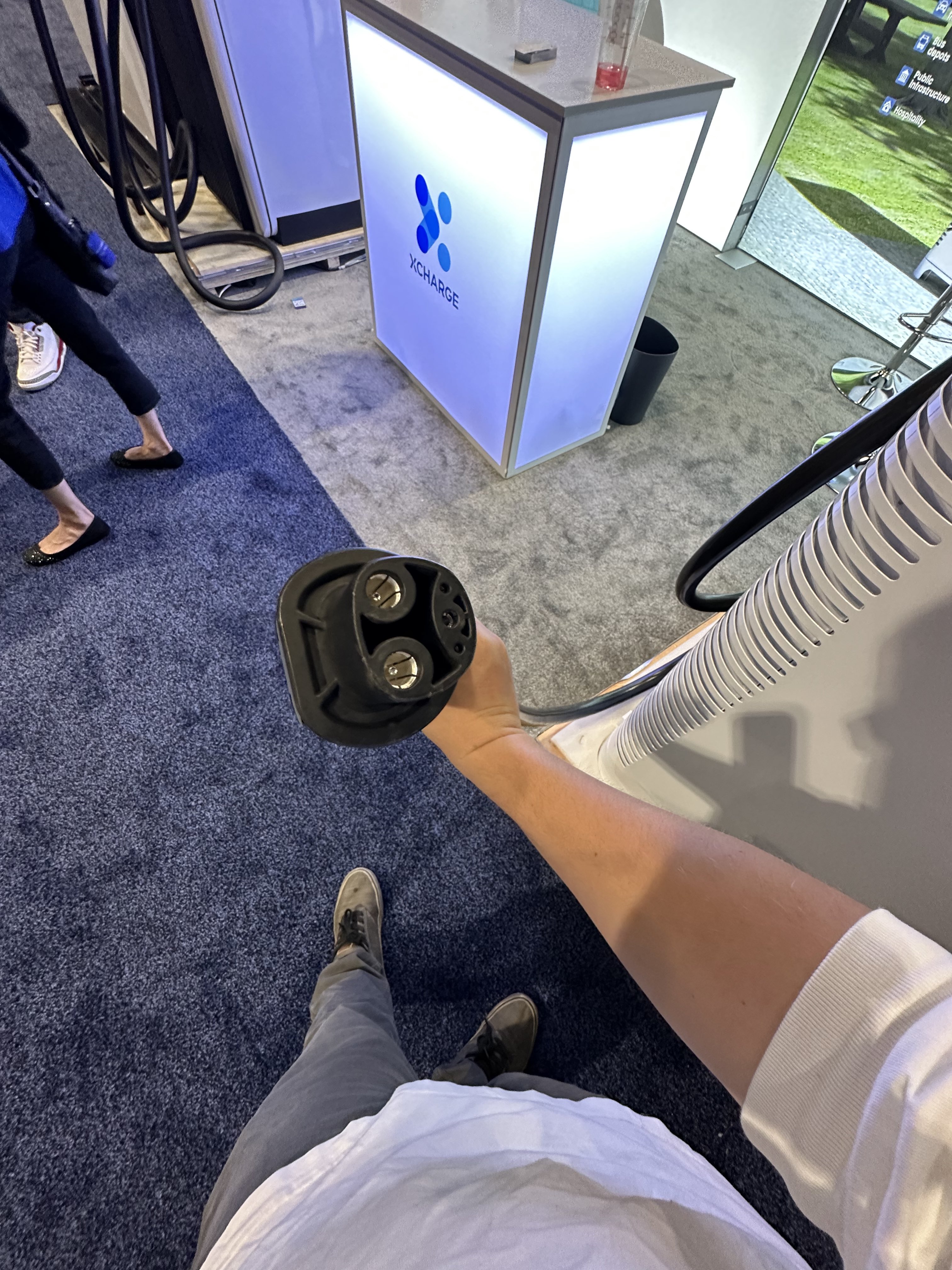 Kyle Conner on Twitter: "Add XCHARGE to the NACS DCFC list as well and with a working prototype ...