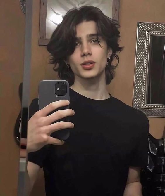Creepy Danny On Twitter Omg This Guy Just Looks Like V In Modern Au