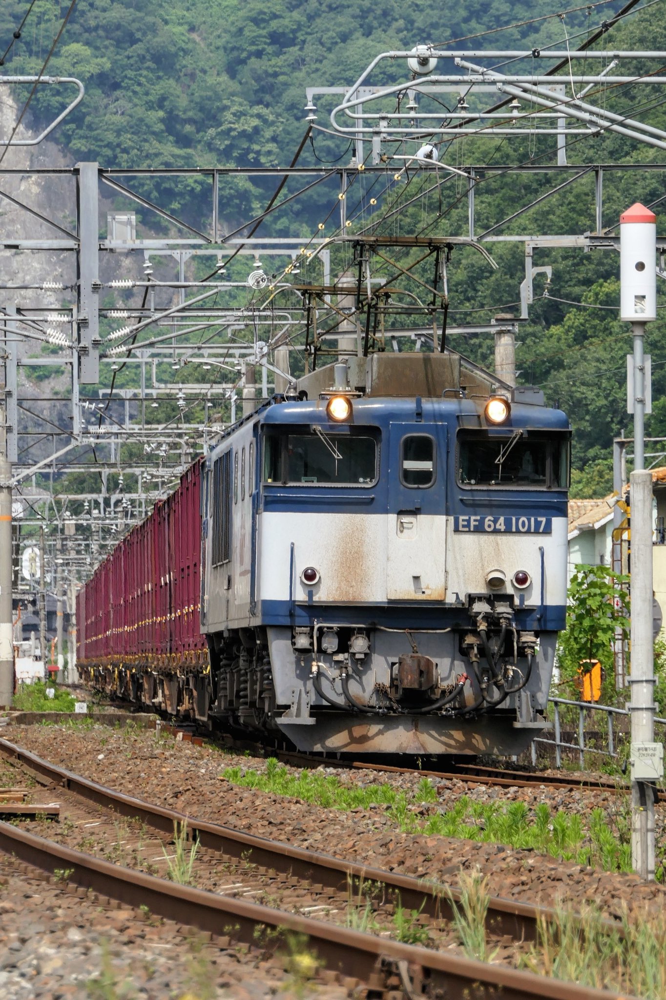 よしなり on Twitter: "6月10日の #伯備線 📸 #EF64形電気機関車 #貨物列車 3082レ 美袋・3084レ 新見 これまでG.Wにしか訪れたことがなく 貨物列車には初めて ...