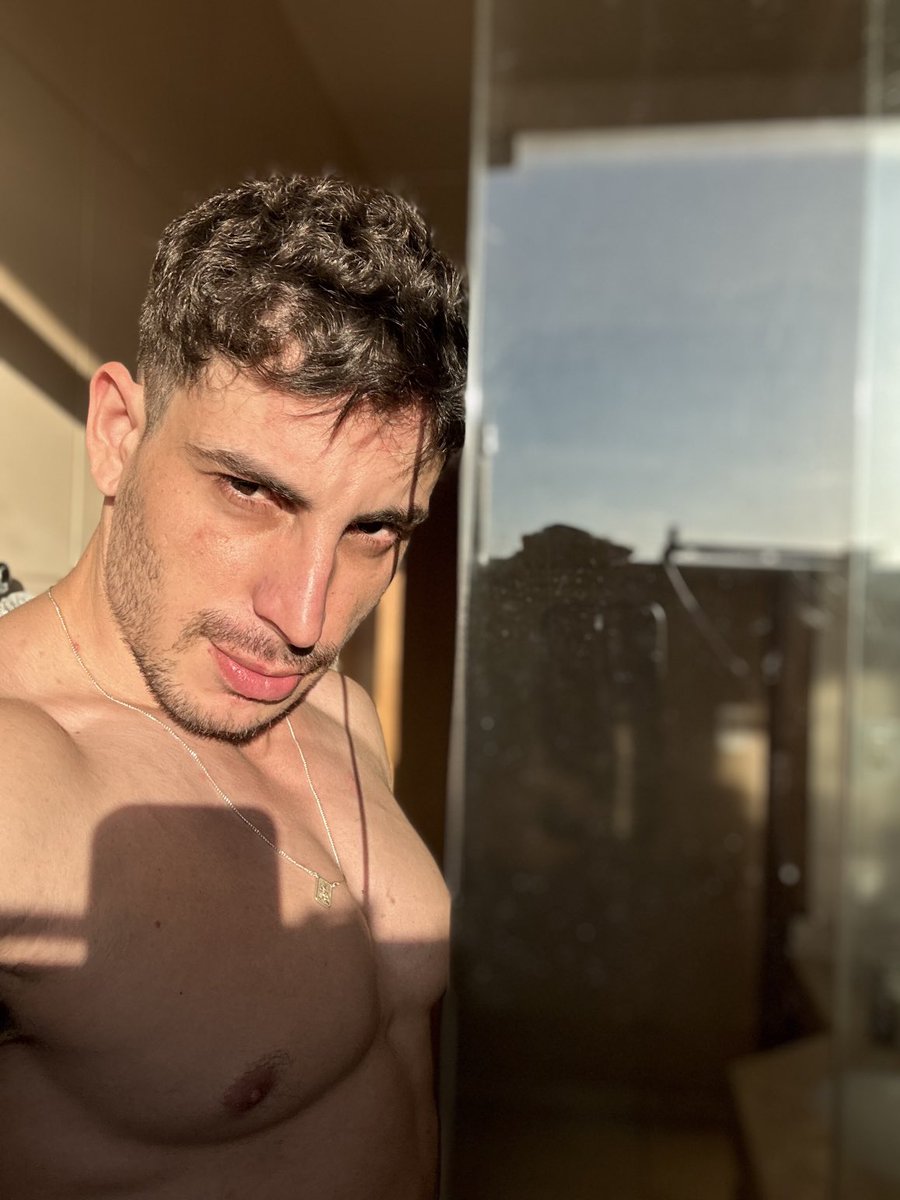 Chay on Twitter: "🥵"