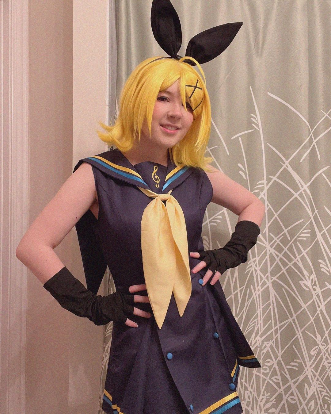 Kagamine Rin And Len Cosplay