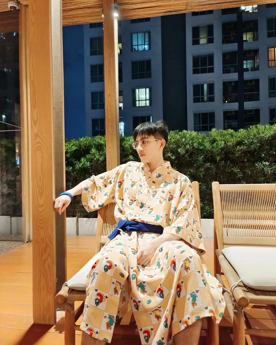 Yoo HwangDo 战英 🏳️‍🌈 on Twitter: "เพื่อนถามว่าทำไมชอบทำท่าเบียวๆ เวลาถ่ายรูป 5555"