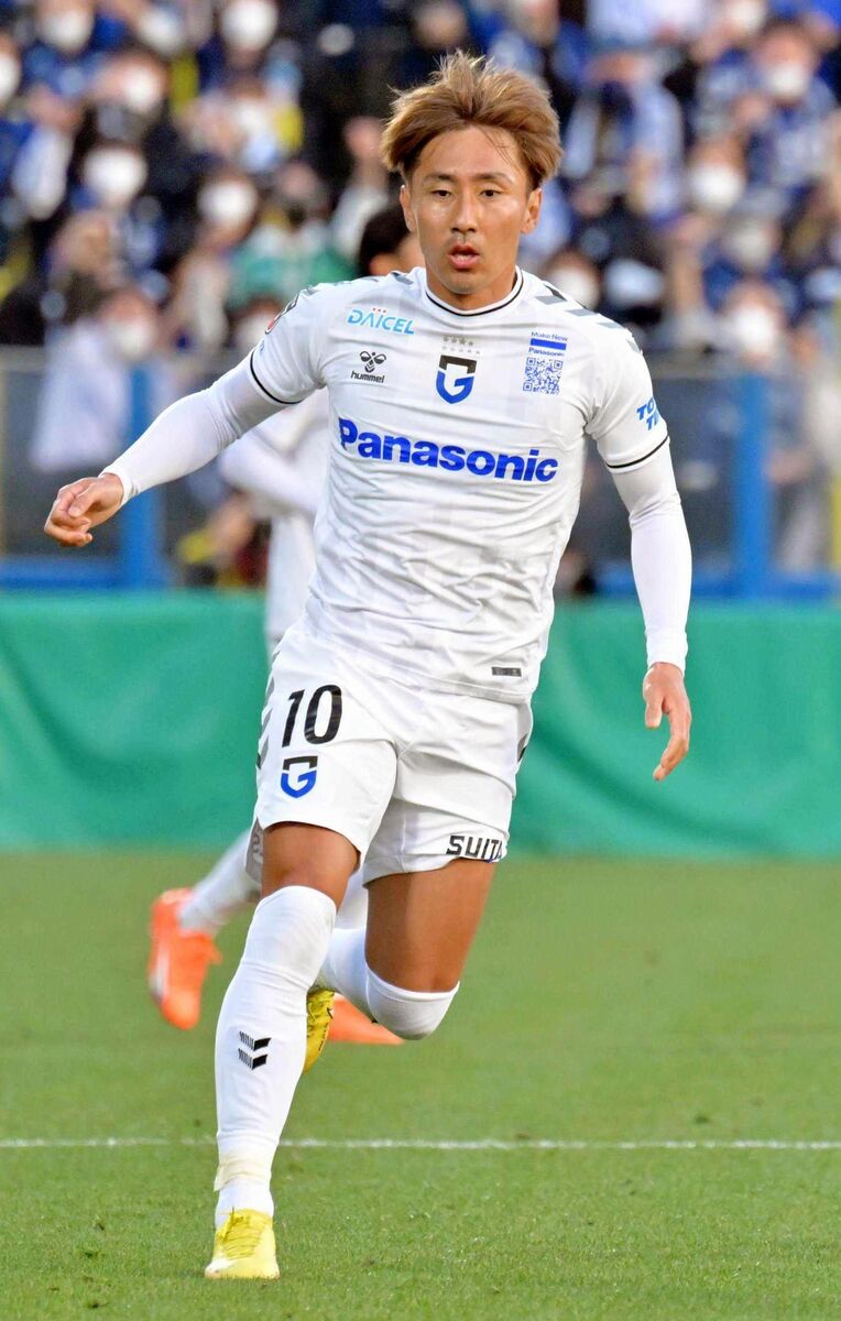 スポーツ報知 サッカー取材班 on Twitter: "【番記者の視点】G大阪、3連勝の要因は…「全力が好き」34歳MF倉田秋が担う火付け役 #サッカー #football #soccer ...