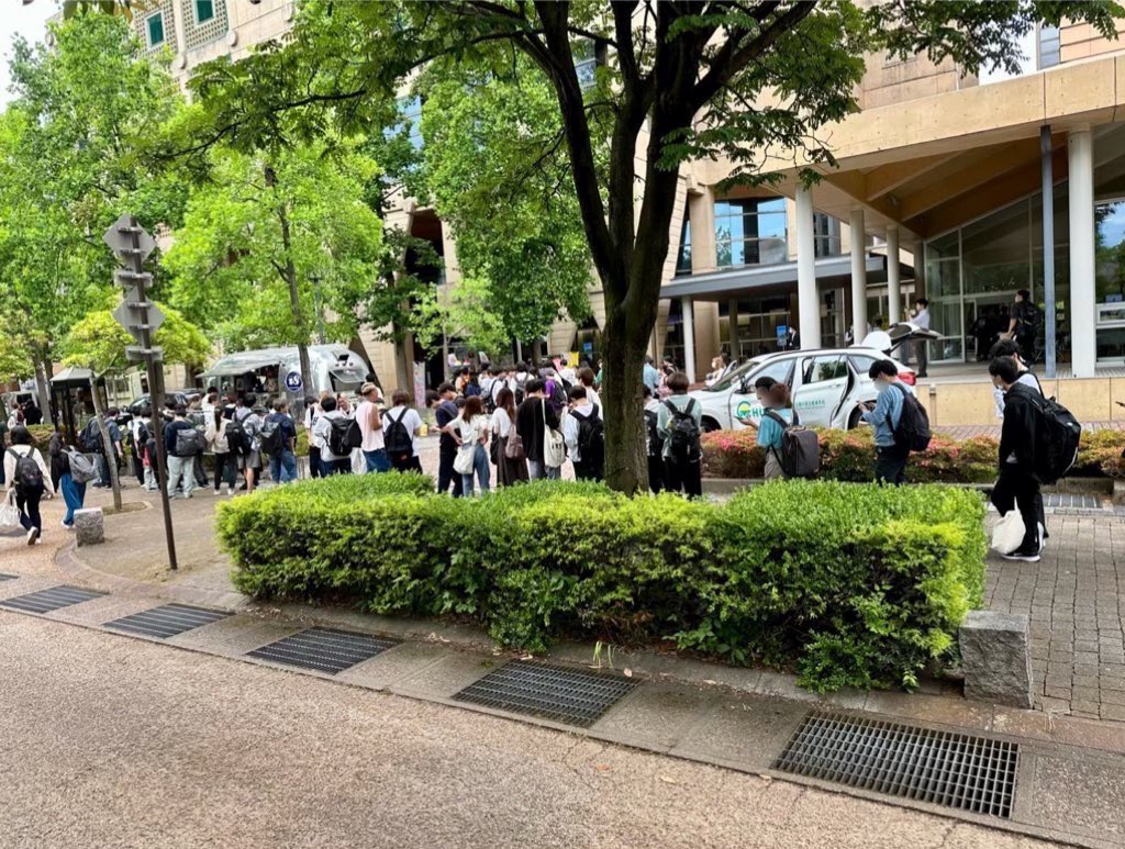 KIT EAGLE'S FUN【公式】 on Twitter: "沢山のご来場ありがとうございます😊💕 #金沢工業大学 #KITサービスセンター #北陸中部自動車学校 #キッチンカー #交通安全"