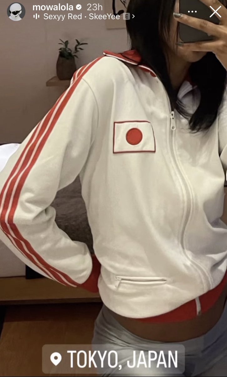 OffThaGridd on Twitter: "Ye and Bianca in Japan @DIGITALNAS in Japan Mowalola in Japan Angelina ...