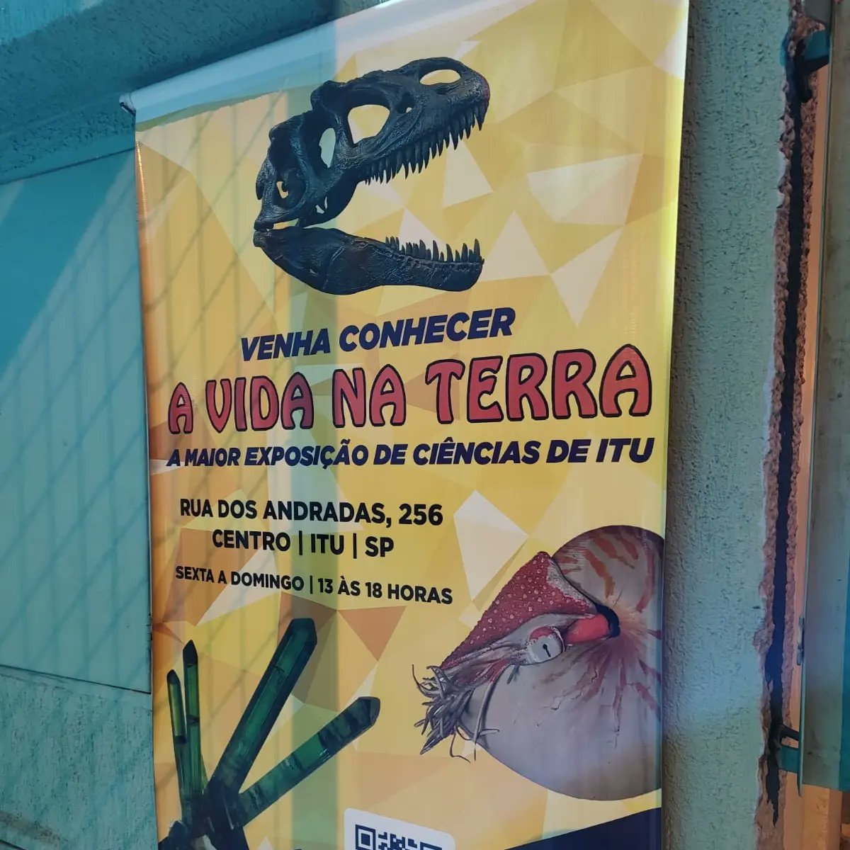 「plotting something」Clara Melloの漫画