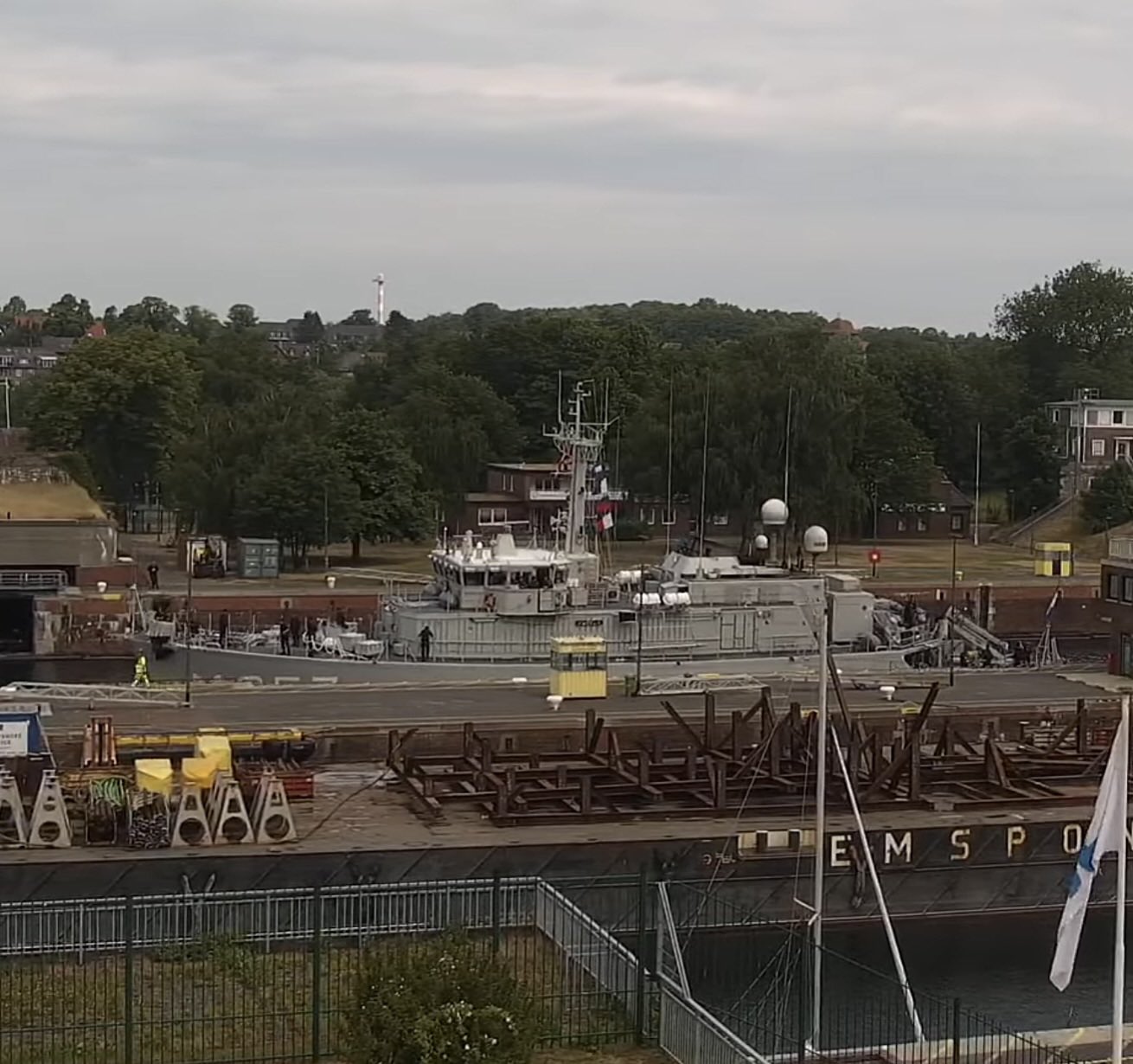 WarshipCam on Twitter: "Royal Netherlands Navy vessels: HNLMS De Ruyter (F804) HNLMS Makkum ...