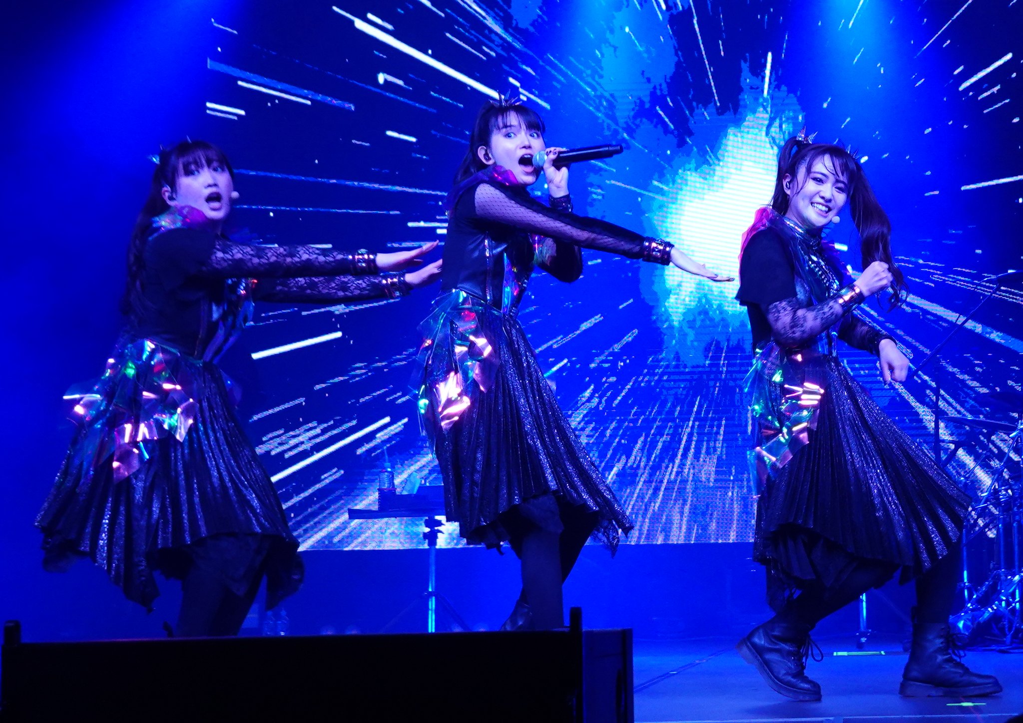 Mazzini on Twitter: "Moa personil Babymetal, bukan pemain bokep. Gak ada kode nuklir https://t ...