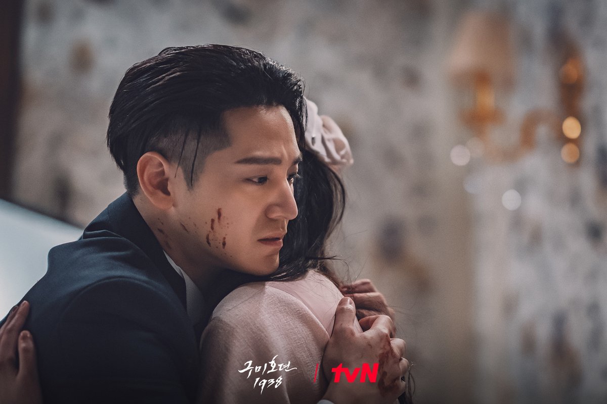 tvN drama on Twitter: "🦊 11화 비하인드 스틸📸 이연X홍주X무영과 용병단 대장과의 싸움 구미호 형제의 이별 준비와 무영의 죽음까지😨 다시 봐도 아찔했던 ...