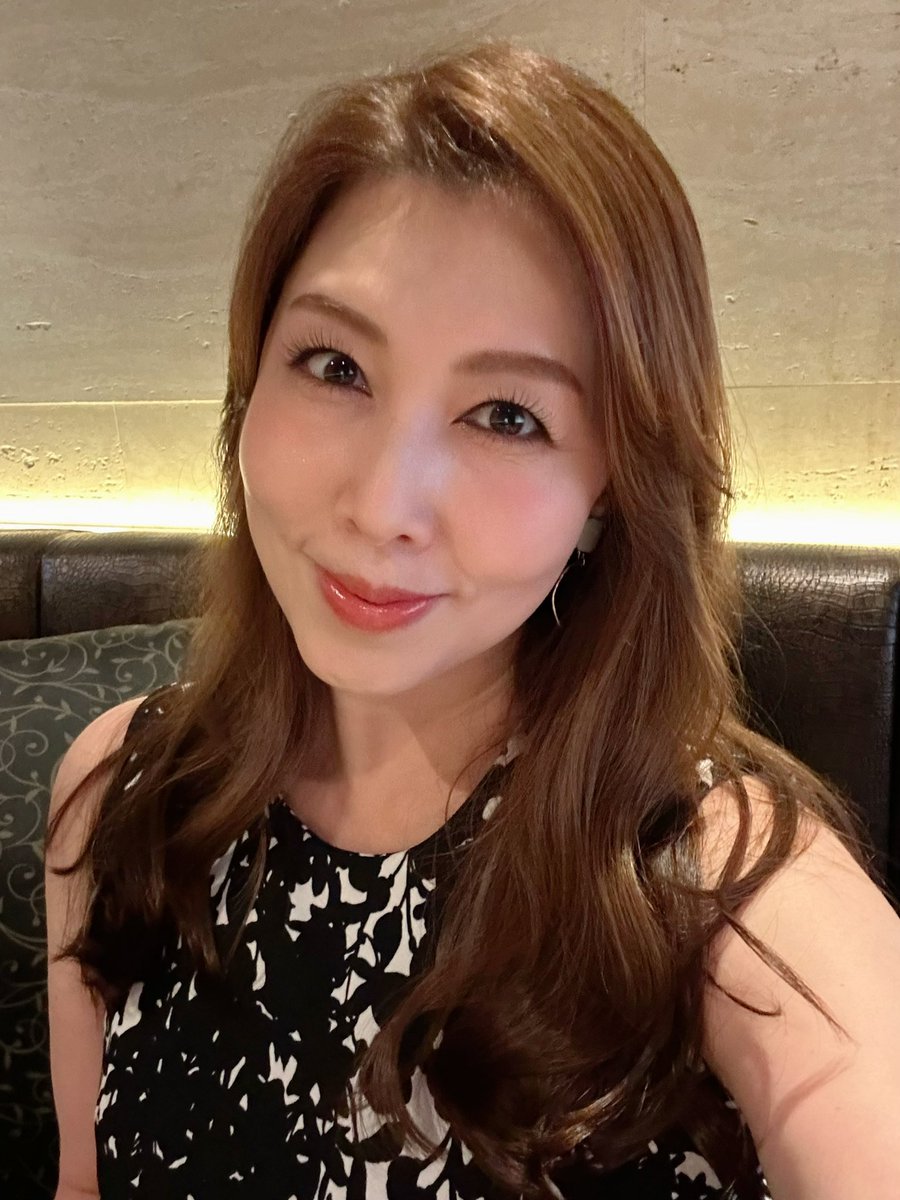 風間 ゆみ On Twitter あっ アプリで撮ると 加工でかなり痩せて見えるよね😅 大丈夫です 心配しないで 変わらないです