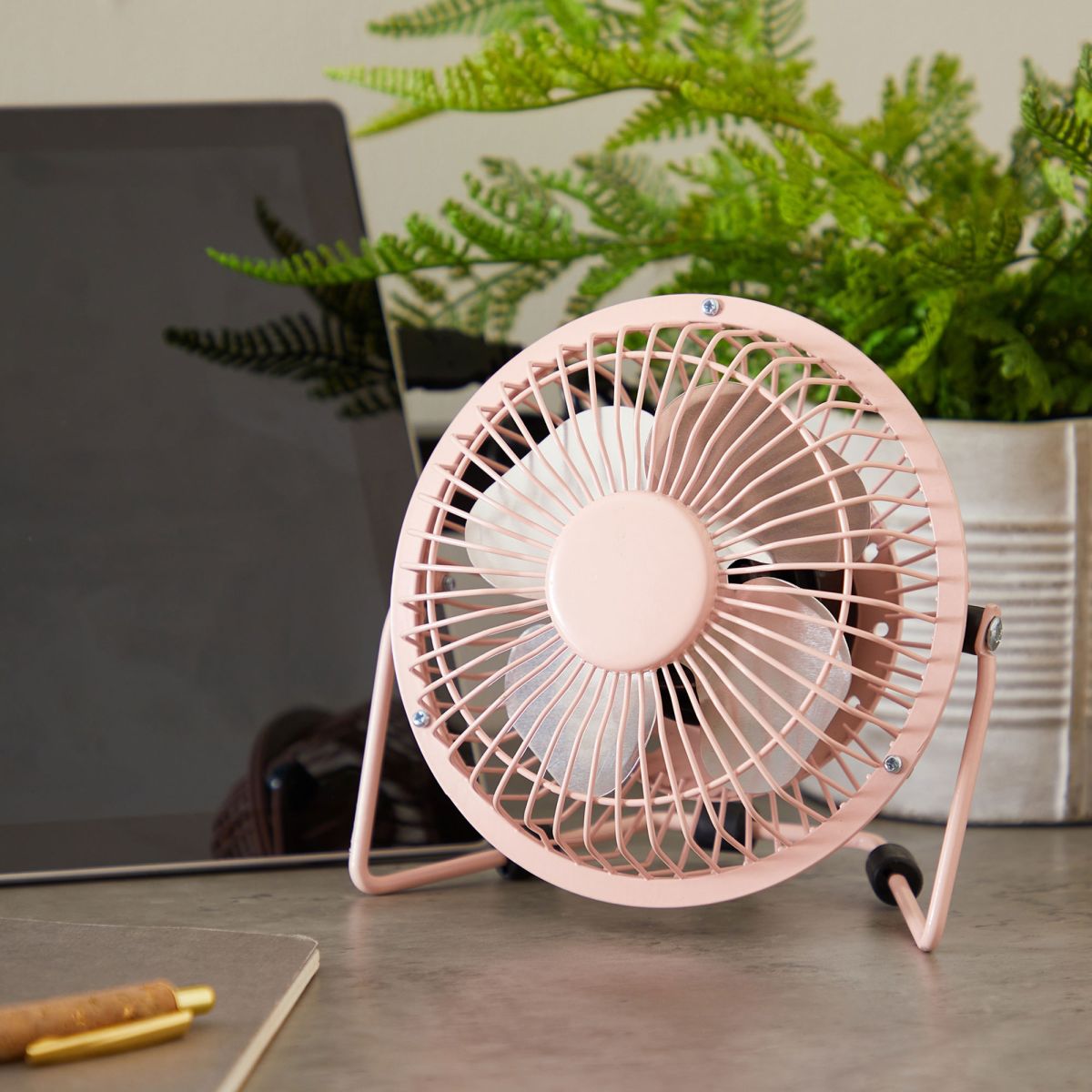 Ideal Home on Twitter: "I just discovered a genius fan hack to keep flies out the house that ...