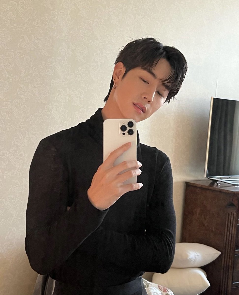 NTD. on Twitter: "RT @journeyofMT: 230612 @dnaofficial IG post “See you guys soon! Excited for ...