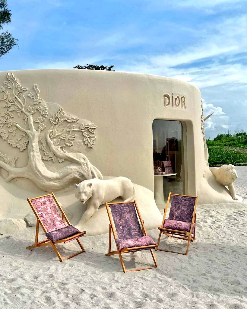 mohd hafizee on Twitter: "Desaru in east Johor goes DIOR this summer! the biggest pop up event ...