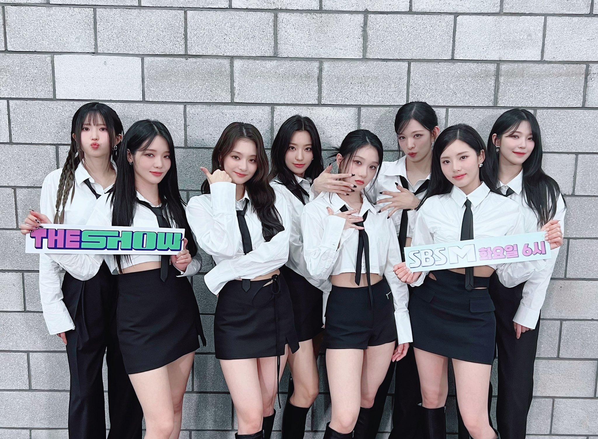 fromis_9 conquista a 1ª vitória com “#menow” no “The Show” ⋆ Girl Group Stan
