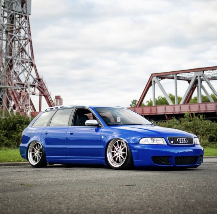Slammed Audi B5 S4