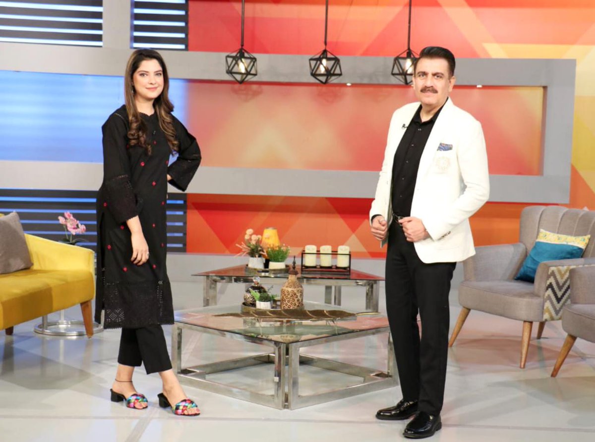 PTV Home on Twitter: "To watch complete show, click on these links 👇 Opening & Million Dollar ...