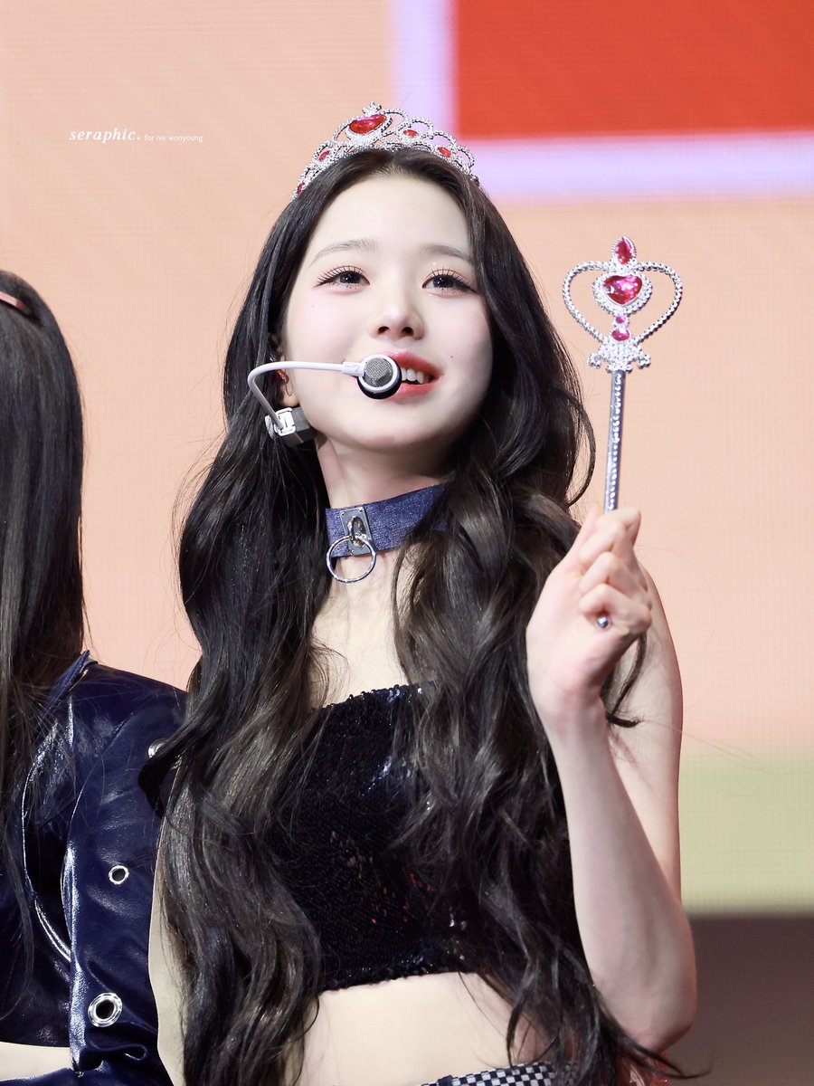 Px2 ॱଳ͘ on Twitter: "RT @seraphic_wy: 230211 𝑻𝒉𝒆 𝑷𝒓𝒐𝒎 𝑸𝒖𝒆𝒆𝒏 #IVE #아이브 #JANGWONYOUNG #장원영 @IVE_twt"