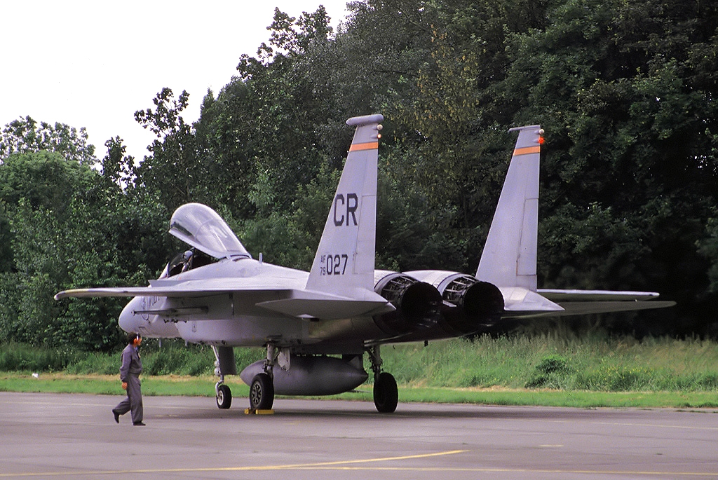 Runway 09/27 Soesterberg Air Base on Twitter: "McDonnell Douglas F-15C Eagle 79-0027/CR. 1987."