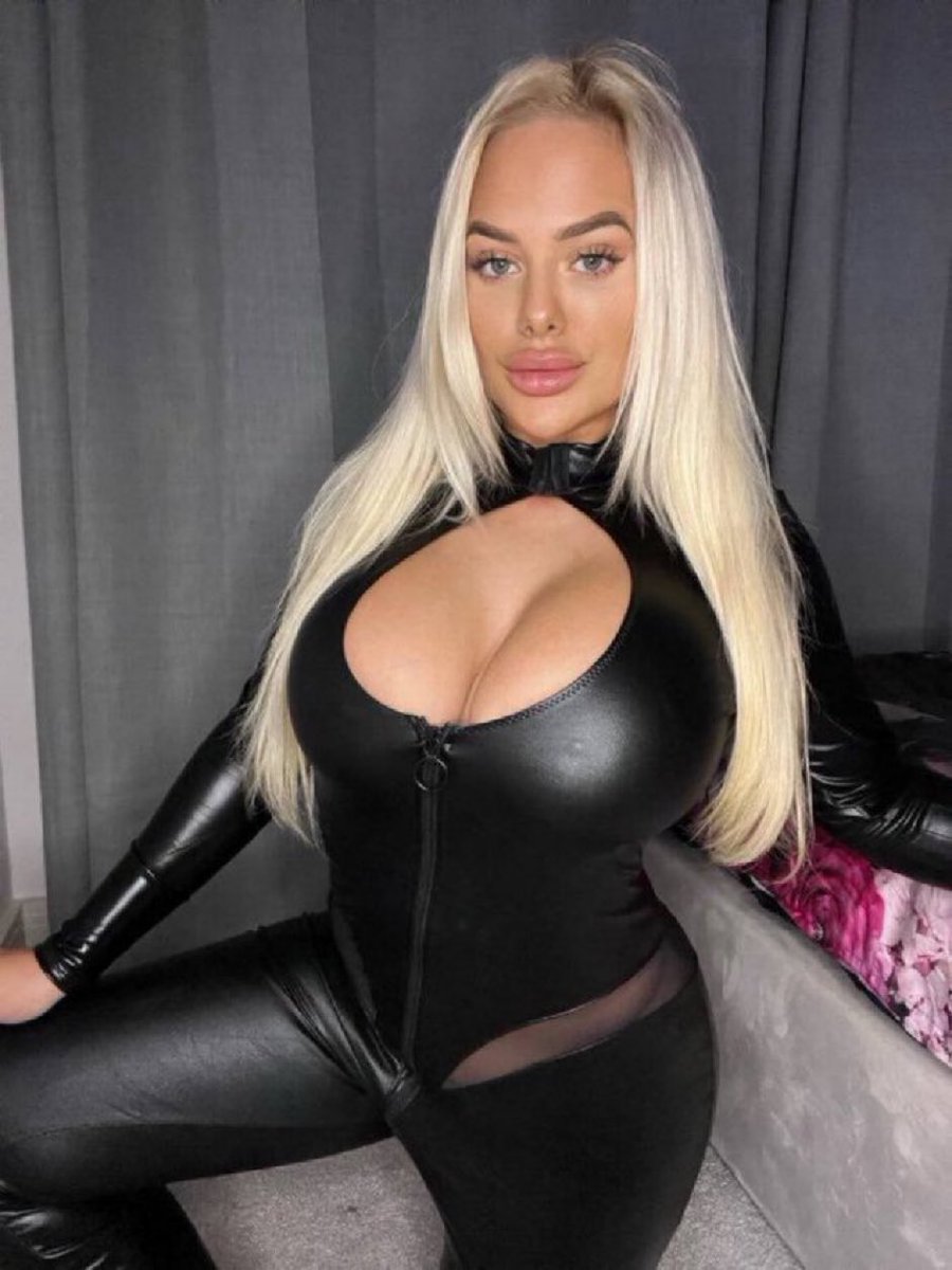 makena on Twitter: "RT @louise1xx1: RT if you like it when I’m in control 😏"