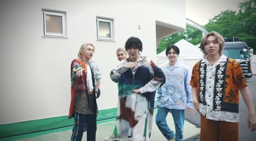 Schocolada(しょこらーだ) on Twitter: "来年は行きたいな🕊️ 自由が漂う空気感が素敵😌💗 Jazzっていいよね💙 #ラブシュプ #BMSG #SKYHI # ...