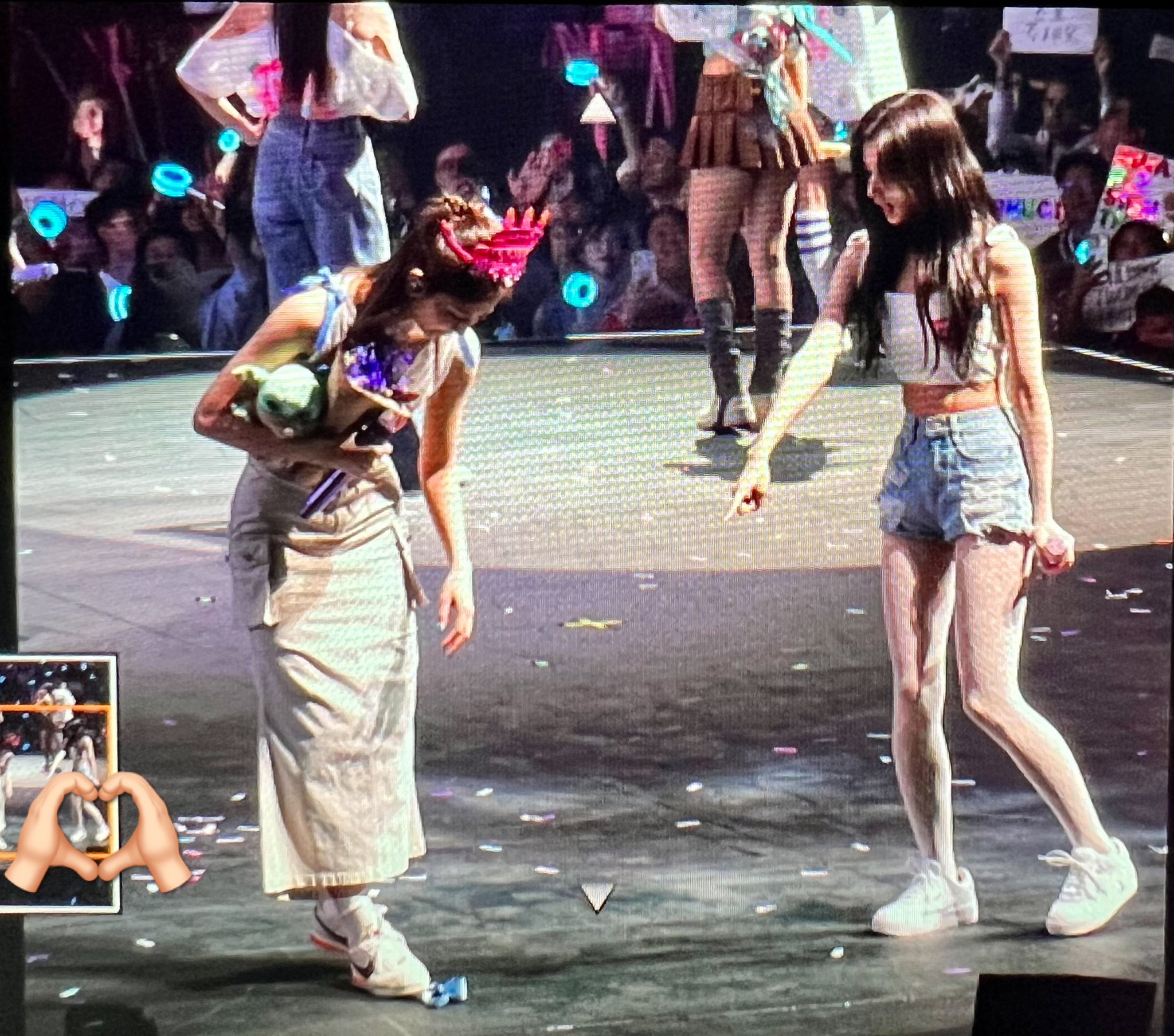 YA YA EE on Twitter: "230613 Princess Chou Tzuyu #HappyTZUYUday #TWICE_5TH_WORLD_TOUR #TWICE_5TH ...