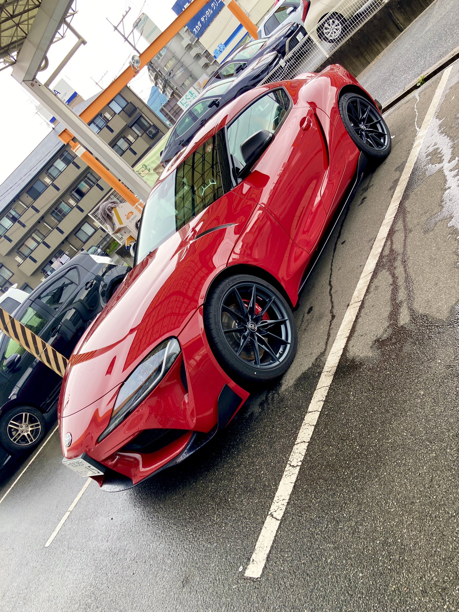 トヨタイズム@スープラRZ（MT） on Twitter: "GRスープラRZ（MT） プロミネンスレッド 本日納車となりました！ 久しぶりのスープラ楽しみたいと思います！ 生憎の雨☂️ですが ...
