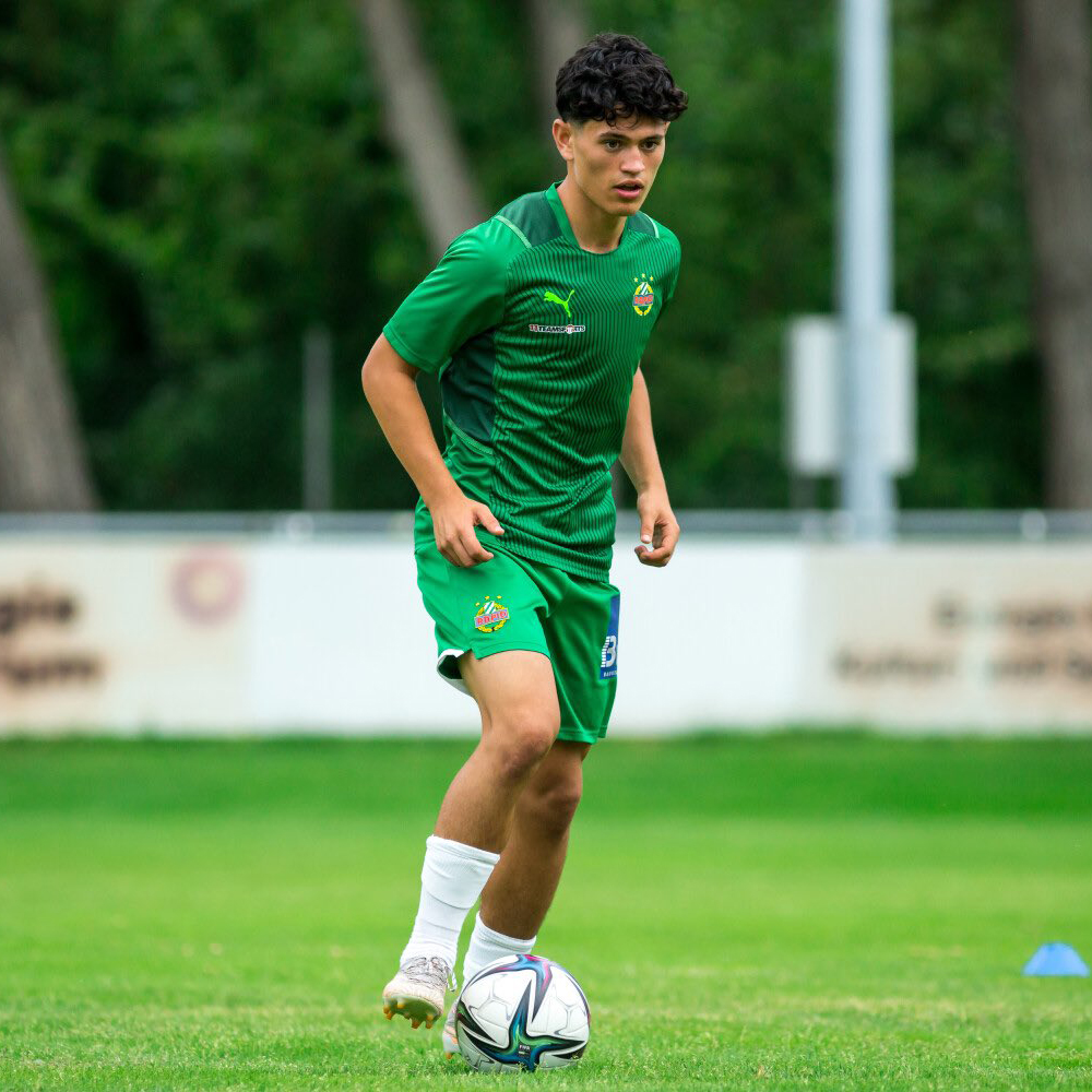 Enes Tepecik Kimdir, Kaç Yaşında, Hangi Mevkide Oynuyor? - Spor Ekranı ... Enes Tepecik Kimdir, Kaç Yaşında, Hangi Mevkide Oynuyor? - Spor Ekranı ...